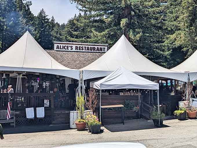 9 California Restaurants That Look Sketchy From The Outside But Are ...