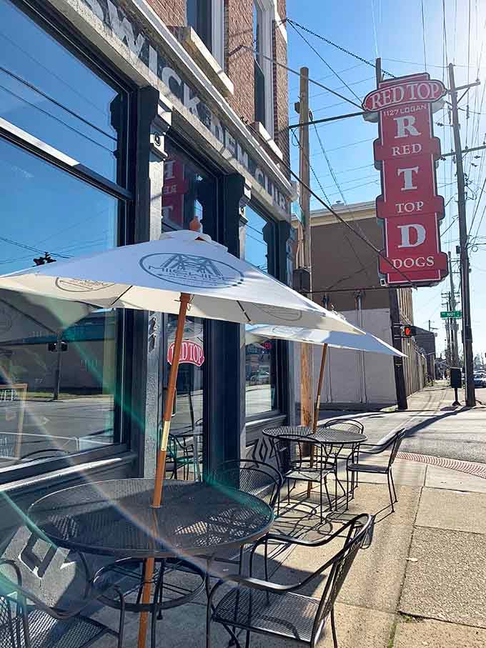 The 6 Hidden Hot Dog Joints In Kentucky That Are Absolutely Worth The Drive