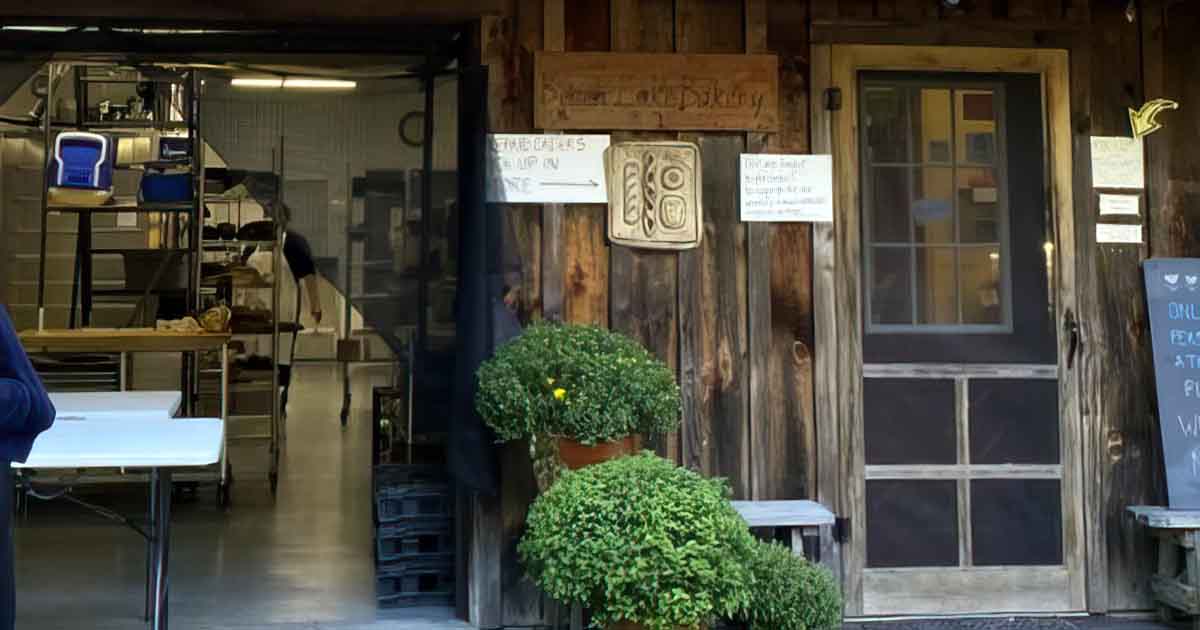 The Charming Little Bakery In Pennsylvania That Has Locals Driving Miles For Just One Bite