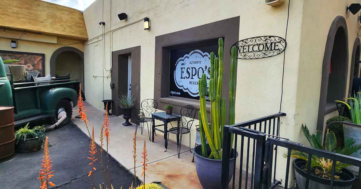 This Arizona Restaurant Is So Full Of Local History It Feels Like Stepping Into A Time Machine