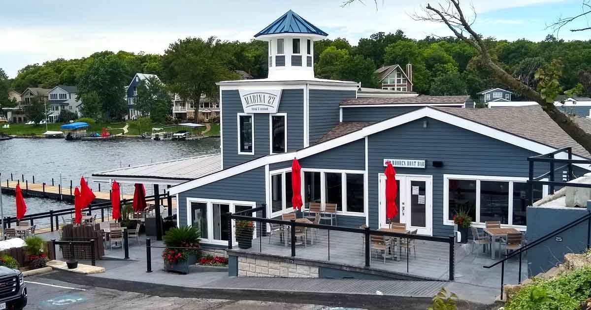 The Most Peaceful Waterfront Restaurant In Missouri Is A Hidden Gem You Need To Visit