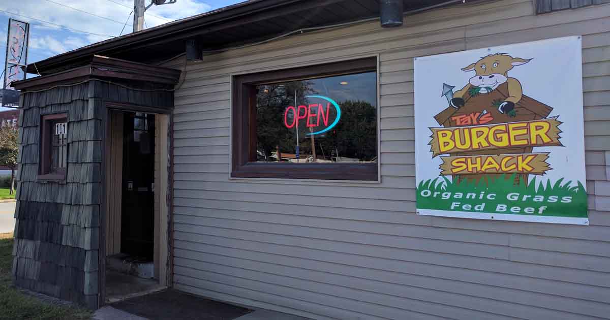 This Unassuming Roadside Stop In Missouri Serves A Triple Burger That's Worth The Drive From Anywhere