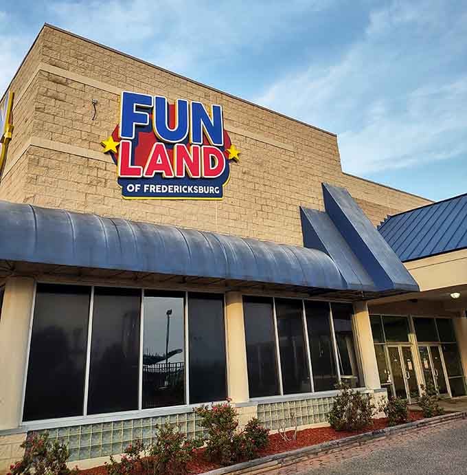 The Most Insanely Fun Amusement Park In Virginia Feels Like An ...
