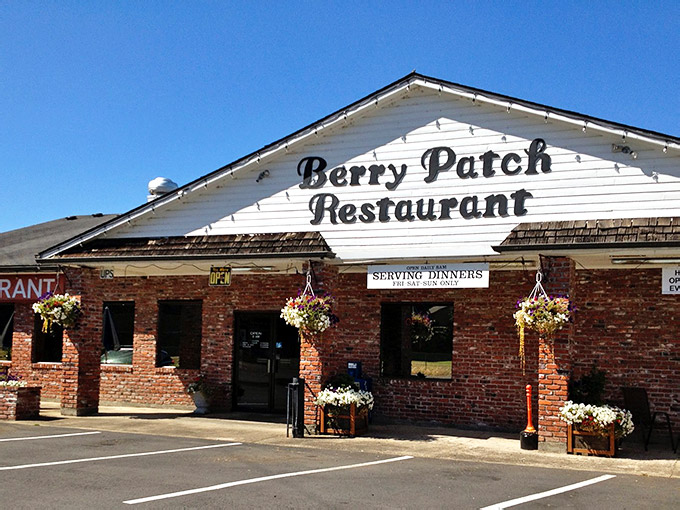 There's A 24/7 Pie Vending Machine In Oregon, And It's As Wonderful As ...