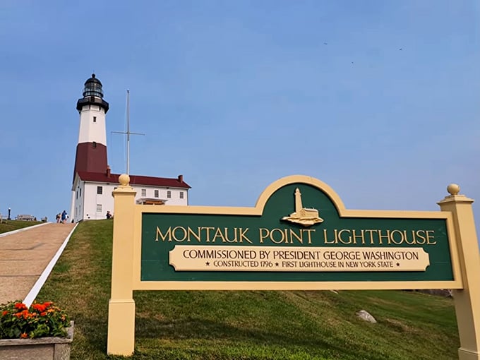 The Fairy Tale Lighthouse In New York That Could Easily Pass For A ...