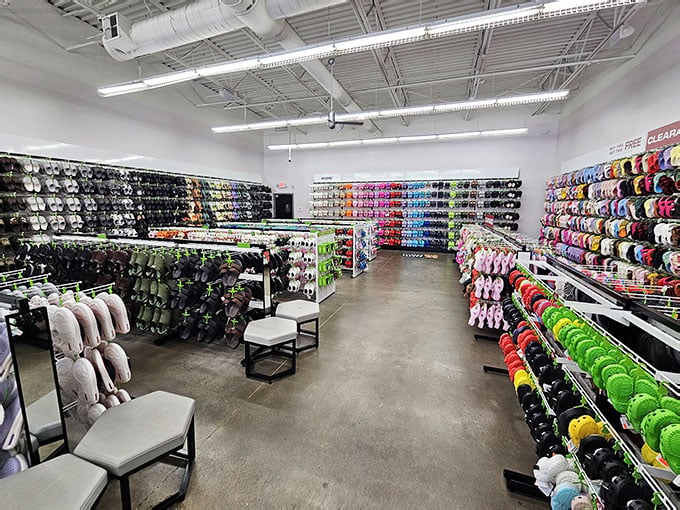 Hit The Road To Georgia's Enormous Outlet Mall Where Deals Are ...