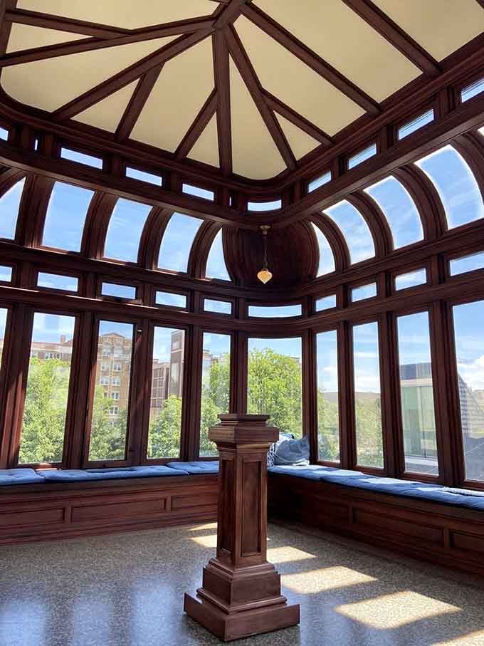 This Magnificent Minnesota Castle Will Make You Feel Like You Stepped ...