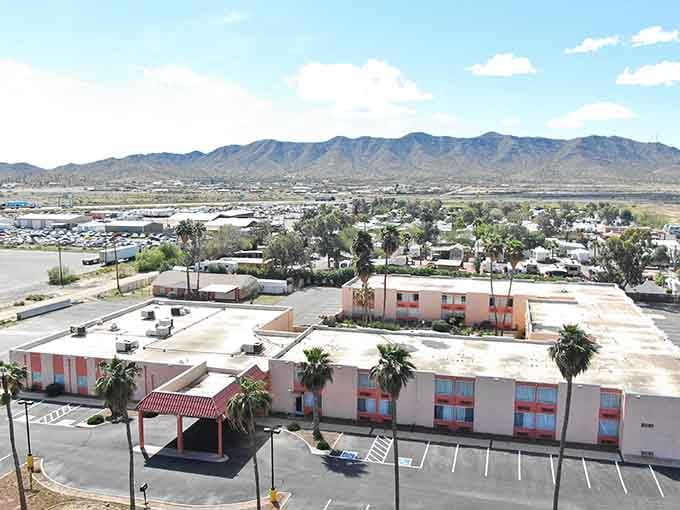 Bookends Cheapest The 10 Cheapest Towns In Arizona That Retirees Are Flocking To