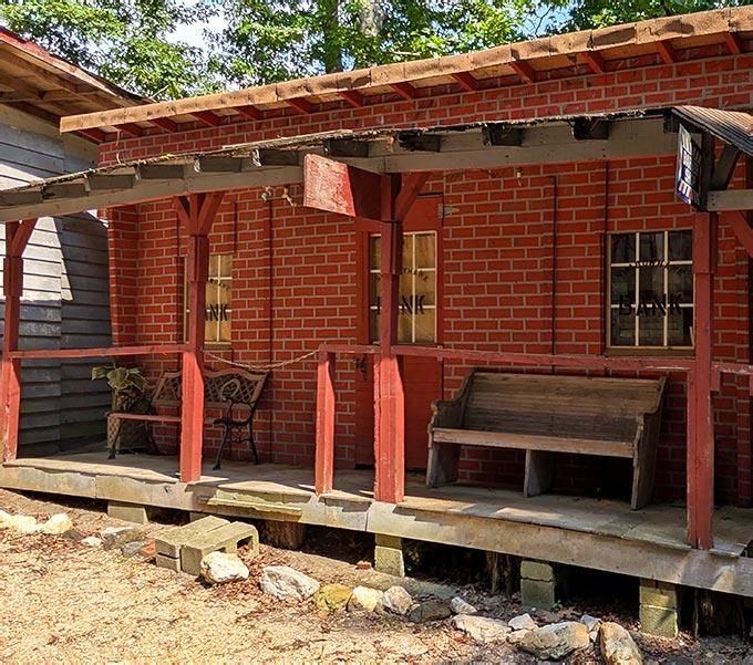 Step Into This Hidden Wild West Town That One Man Built In His Own ...