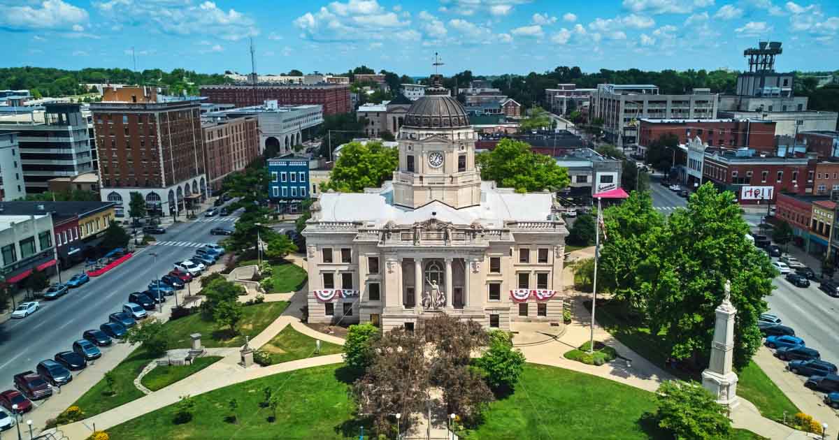 The One Indiana Town That Proves Midwestern Living Is Absolutely As ...