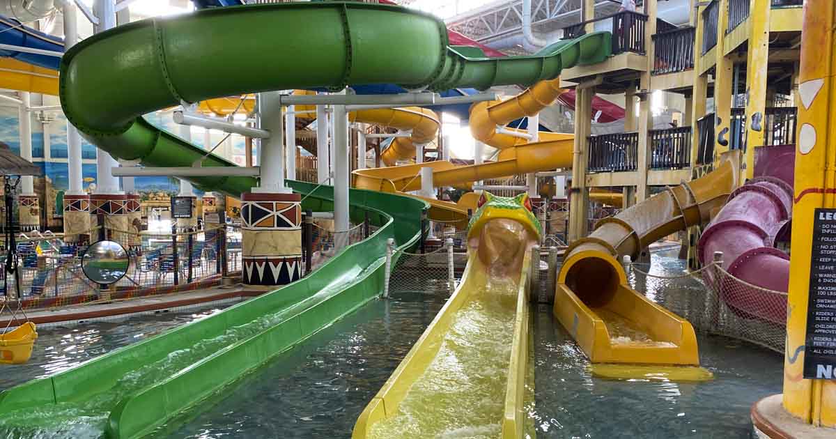 9 Epic Wisconsin Waterparks Where Every Age Group Can Channel Their ...