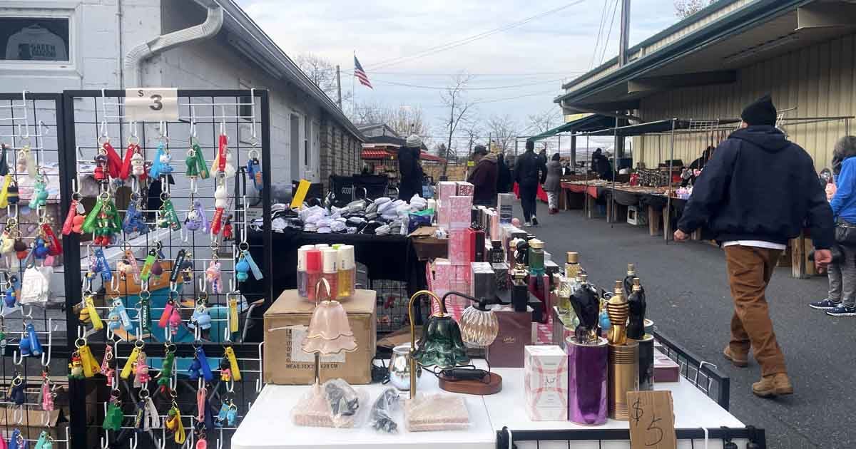 Magnification Call Out This Massive Pennsylvania Flea Market Proves That $30 Can Go Further ...