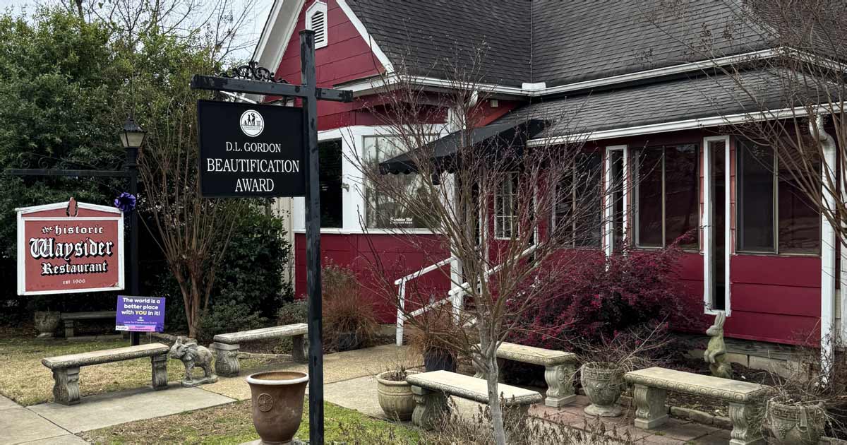 Locals Have Lined Up For The Biscuits At This Little Red House In ...