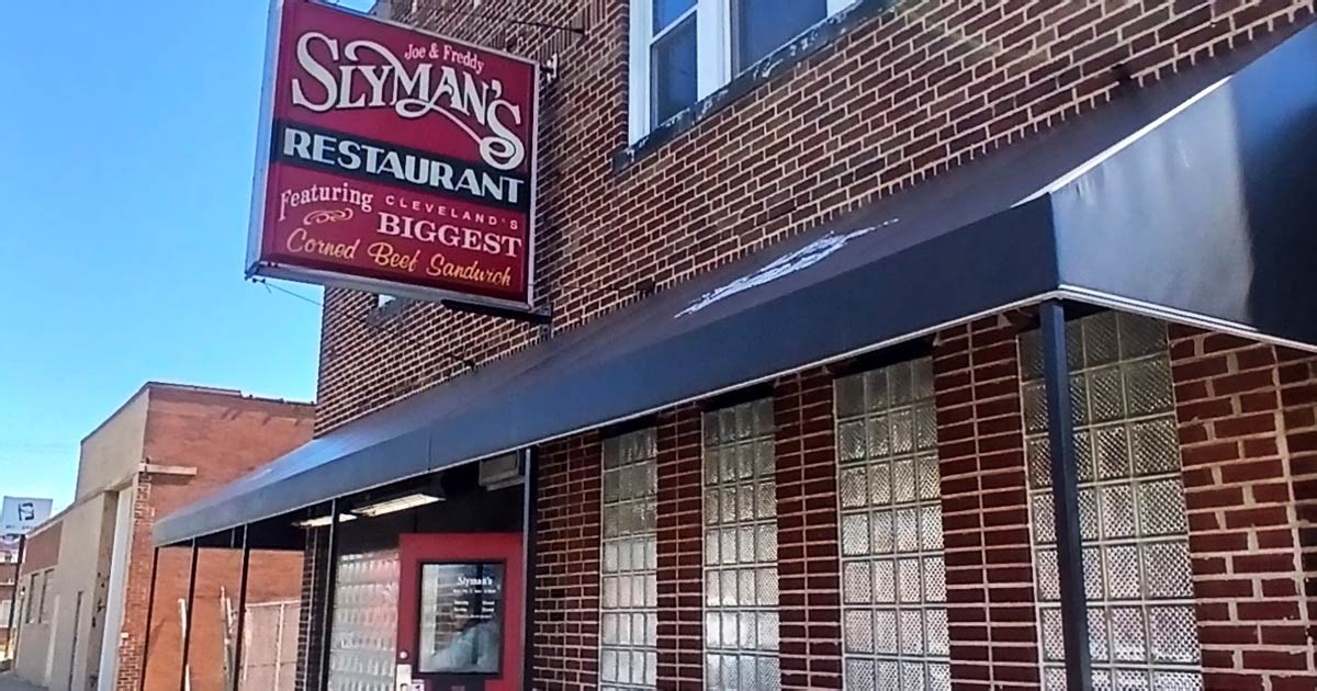 Magic Sandwhich Skip The Fancy Spots And Try These 8 Hole-In-The-Wall Ohio Restaurants ...