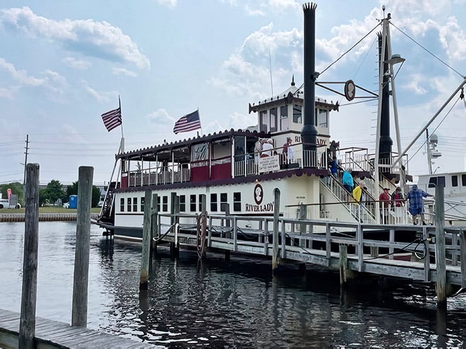 The Scenic Riverboat Ride In New Jersey That Promises An Unforgettable ...