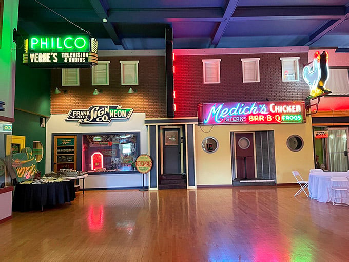 Small Museum Sign There’s A Neon Sign Museum Hiding In Oregon, And It’s As Fascinating As ...
