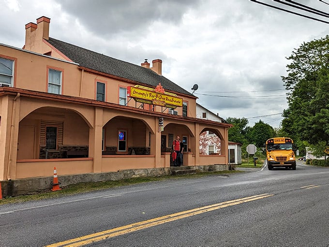 One Low Key Building This Low-Key Pennsylvania BBQ Joint Serves Pulled Pork That Would Make ...