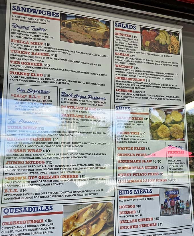 This Old-School Drive-In Joint In Massachusetts Serves Burgers So Good ...