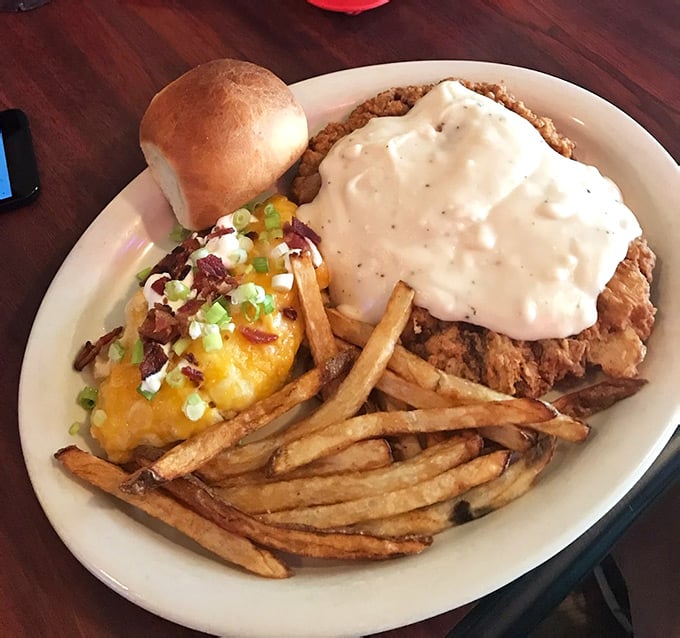 You Won't Believe How Enormous The Chicken-Fried Steak Is At This ...