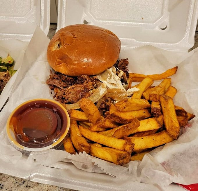 This Unassuming Illinois BBQ Joint Serves Up The Best Brisket You'll ...