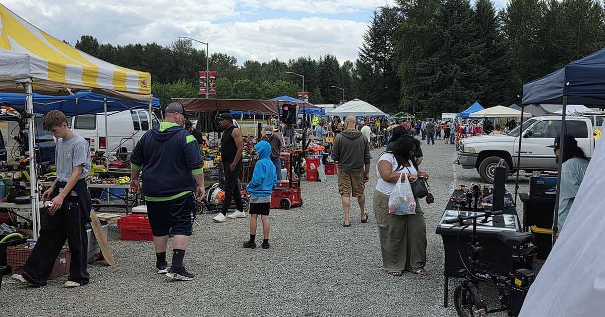 The Enormous Washington Flea Market Where Bargain Hunters Find Better ...
