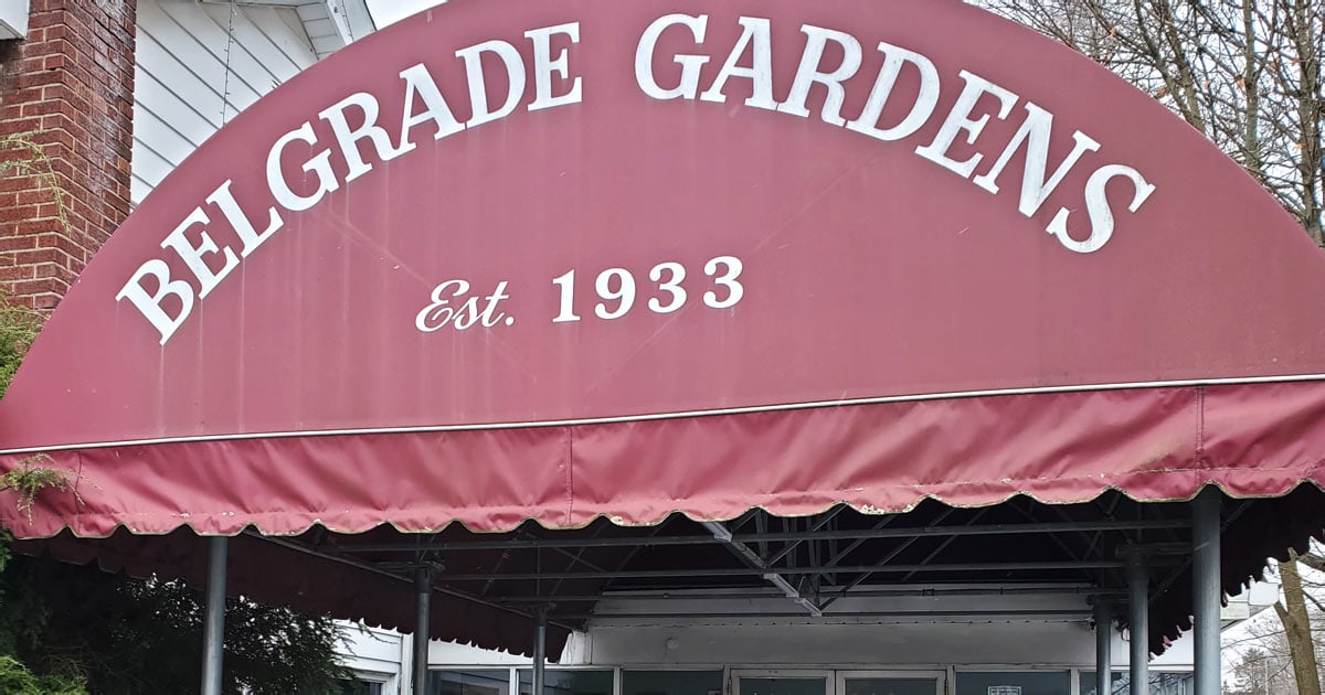Sink Your Teeth Into The Most Legendary Fried Chicken In Ohio At This ...
