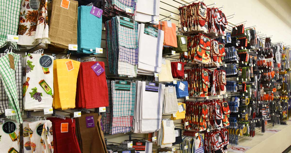 Fill Your Entire Shopping Cart For Just $35 At This Unbelievable Discount Store In Illinois