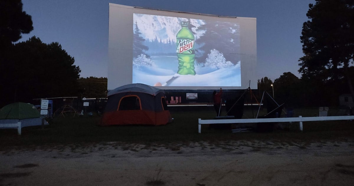 This Magical Drive-In Theater In North Carolina Will Make You Feel Like A Kid Again