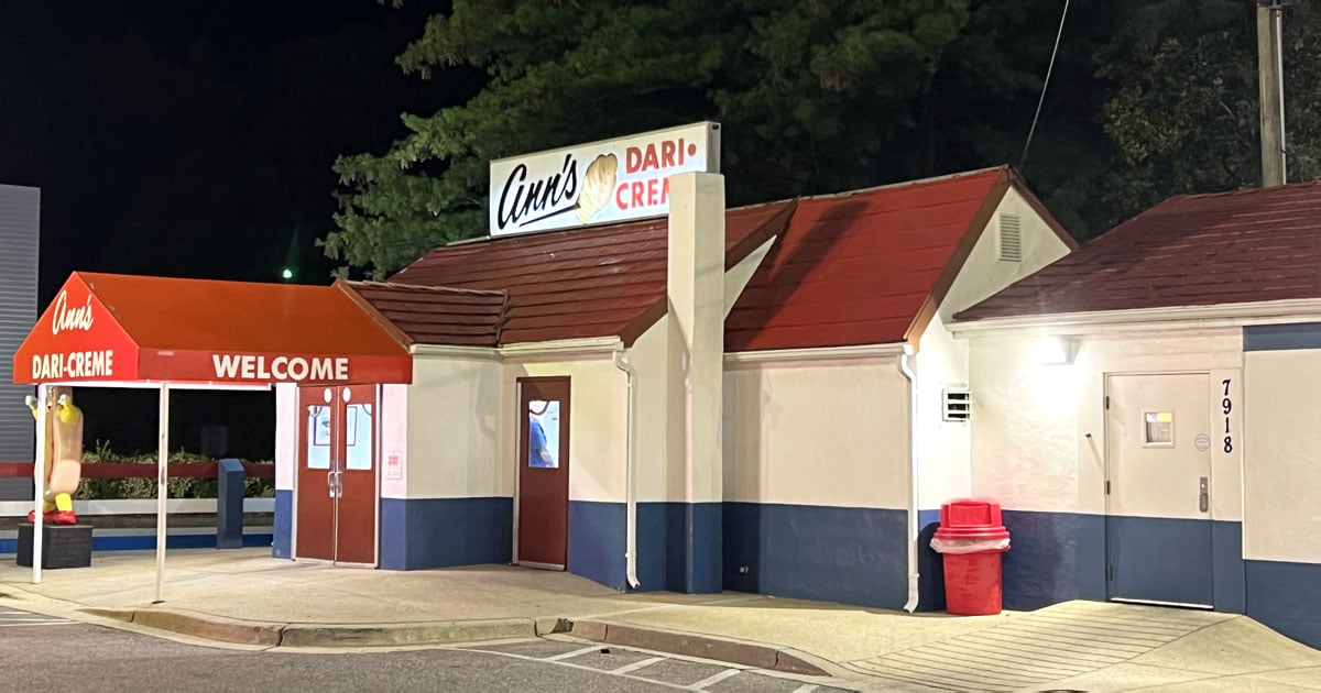 This Old-Fashioned Hot Dog Joint In Maryland Is So Good You'll Want To ...