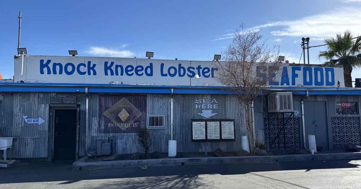 This Hole-In-The-Wall Seafood Spot In Arizona Serves The Best Fish And Chips Of Your Life