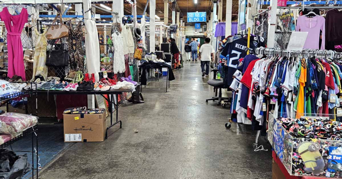 The Massive Flea Market In Kentucky That Bargain Hunters Say Is Better Than Costco