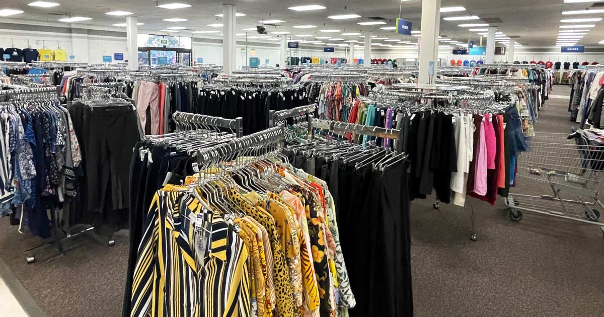 Grab Your Walking Shoes And Explore The Enormous Arizona Thrift Store That Takes All Day