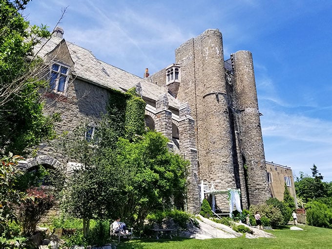 7 Incredible Places In Massachusetts That Feel Like Stepping Right Into ...