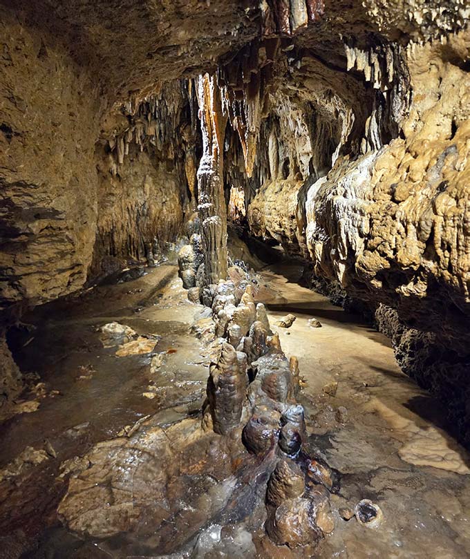 This Stunning Underground Wonder In Wisconsin Is One Of The State's ...