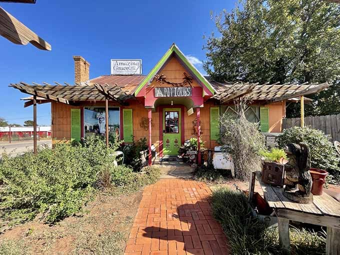 Retirees Are Flocking To This Texas Town Where Social Security Covers ...