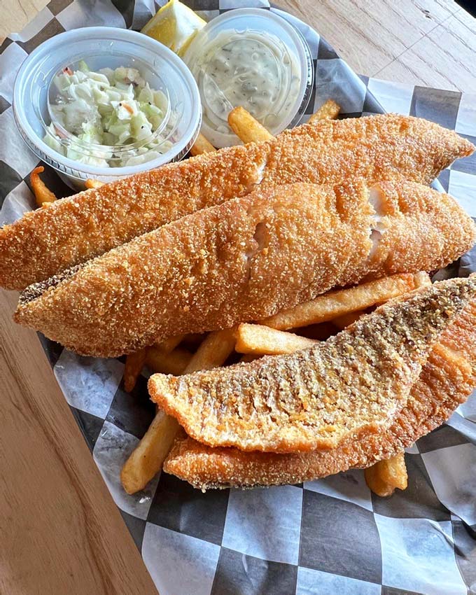 This Unassuming Minnesota Seafood Shack Serves Up Fried Fish Caught ...