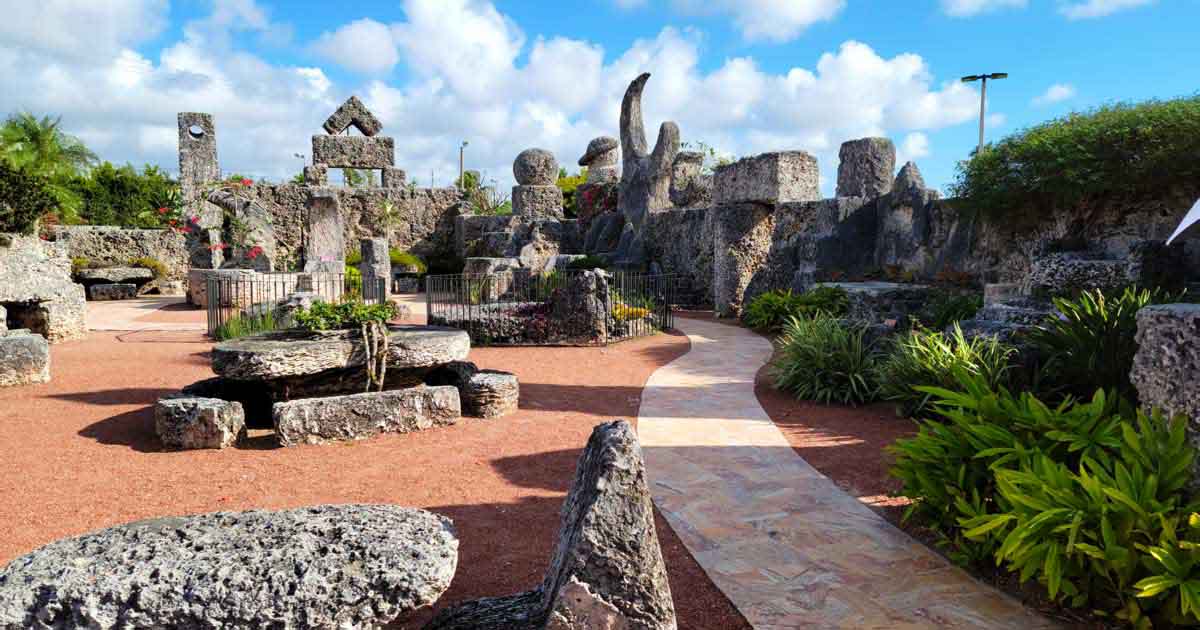 One Man Secretly Built This Mysterious Florida Castle From 1,100 Tons Of Coral