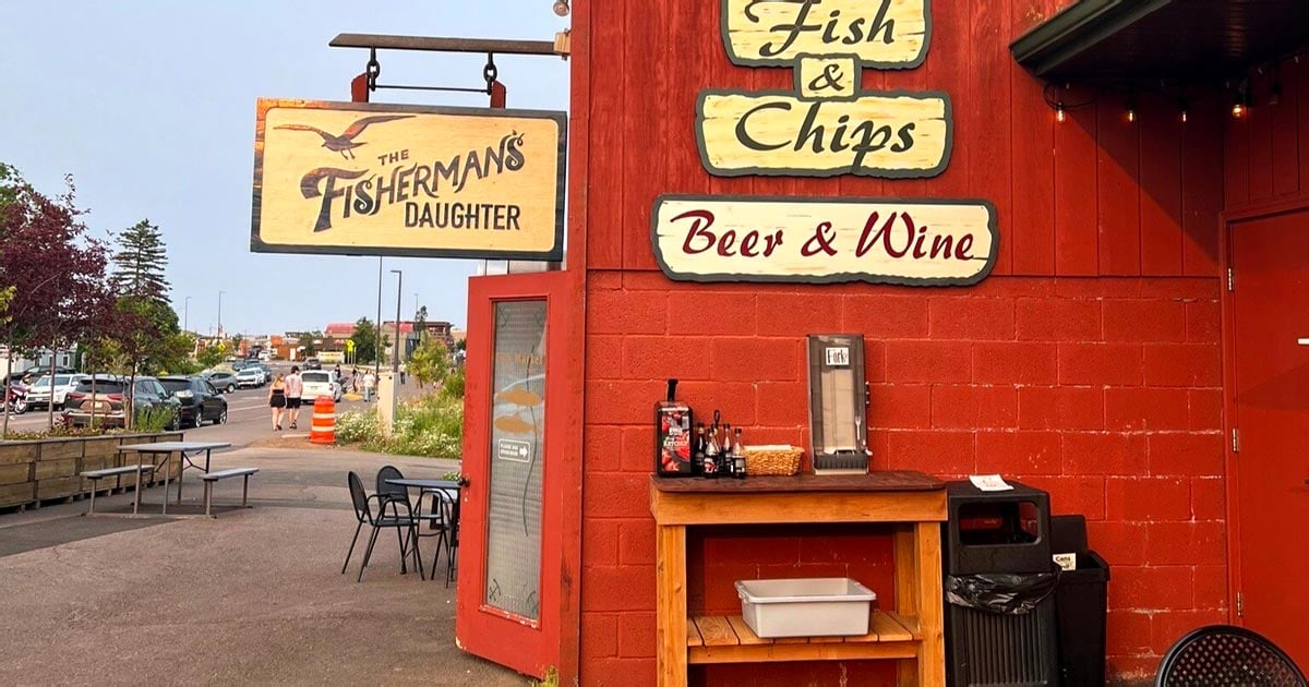 This Unassuming Minnesota Seafood Shack Serves Up Fried Fish Caught ...
